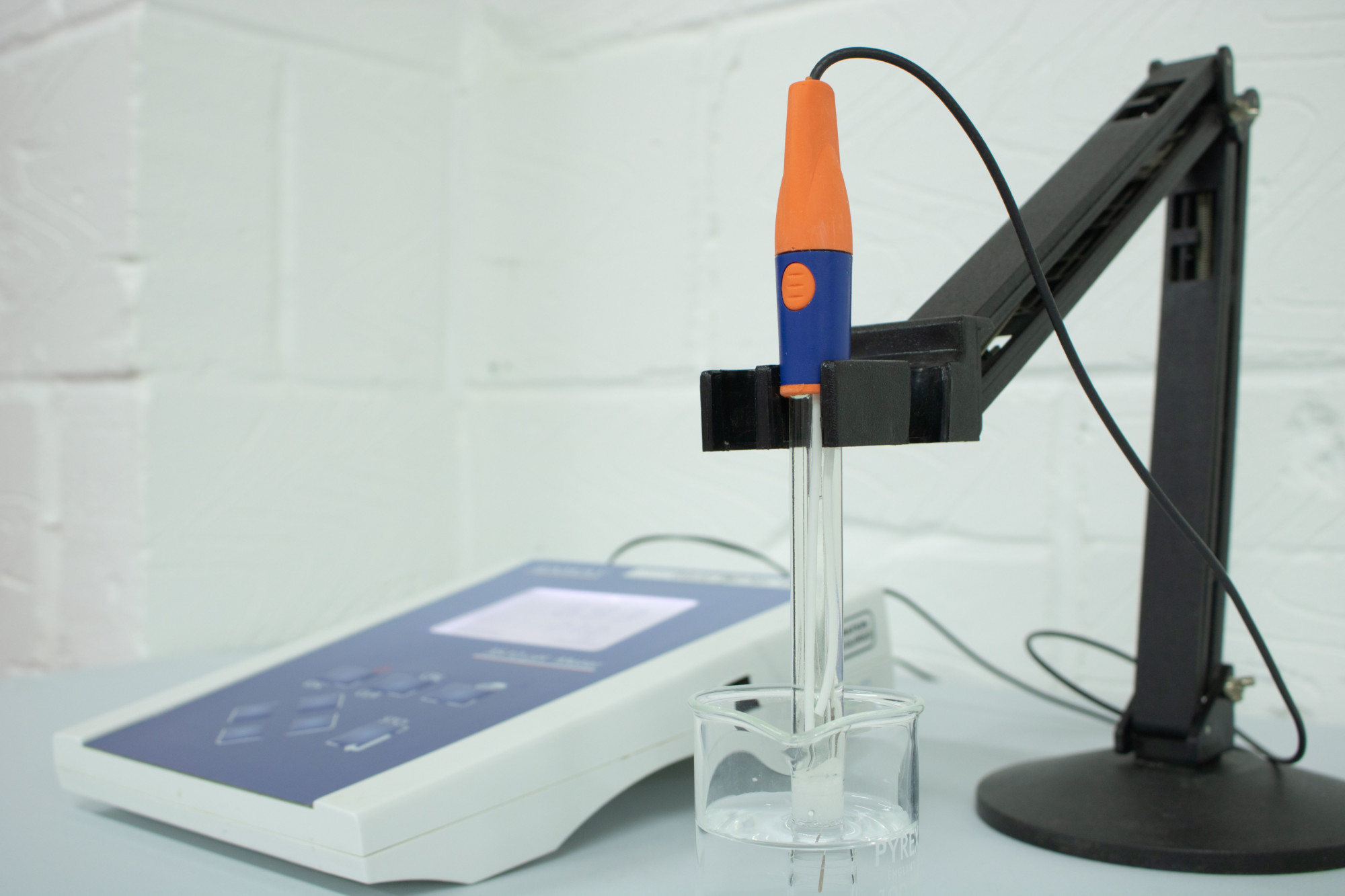 Types of pH Meter - Sentek Limited